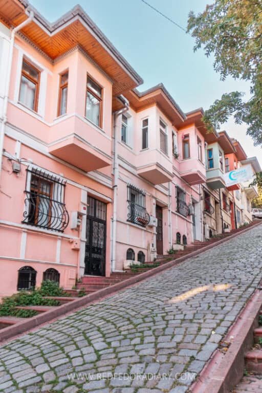 Best Area to Stay in Istanbul: 11 Istanbul Neighborhoods